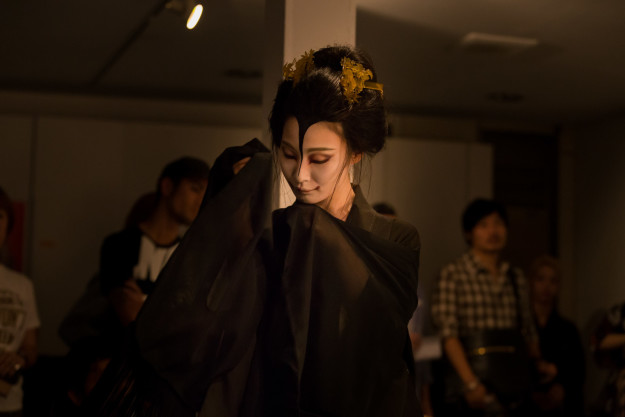 女体盛り超えた「NYOTAIMORI」 女性代表が仕掛ける「違和感」の美（バズフィード）