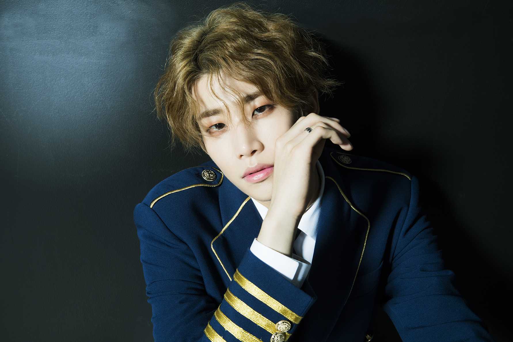 ASTRO独占インタビュー、仲のいいK-POPアイドルは? 【K-POPの沼探検】#74（ananweb）