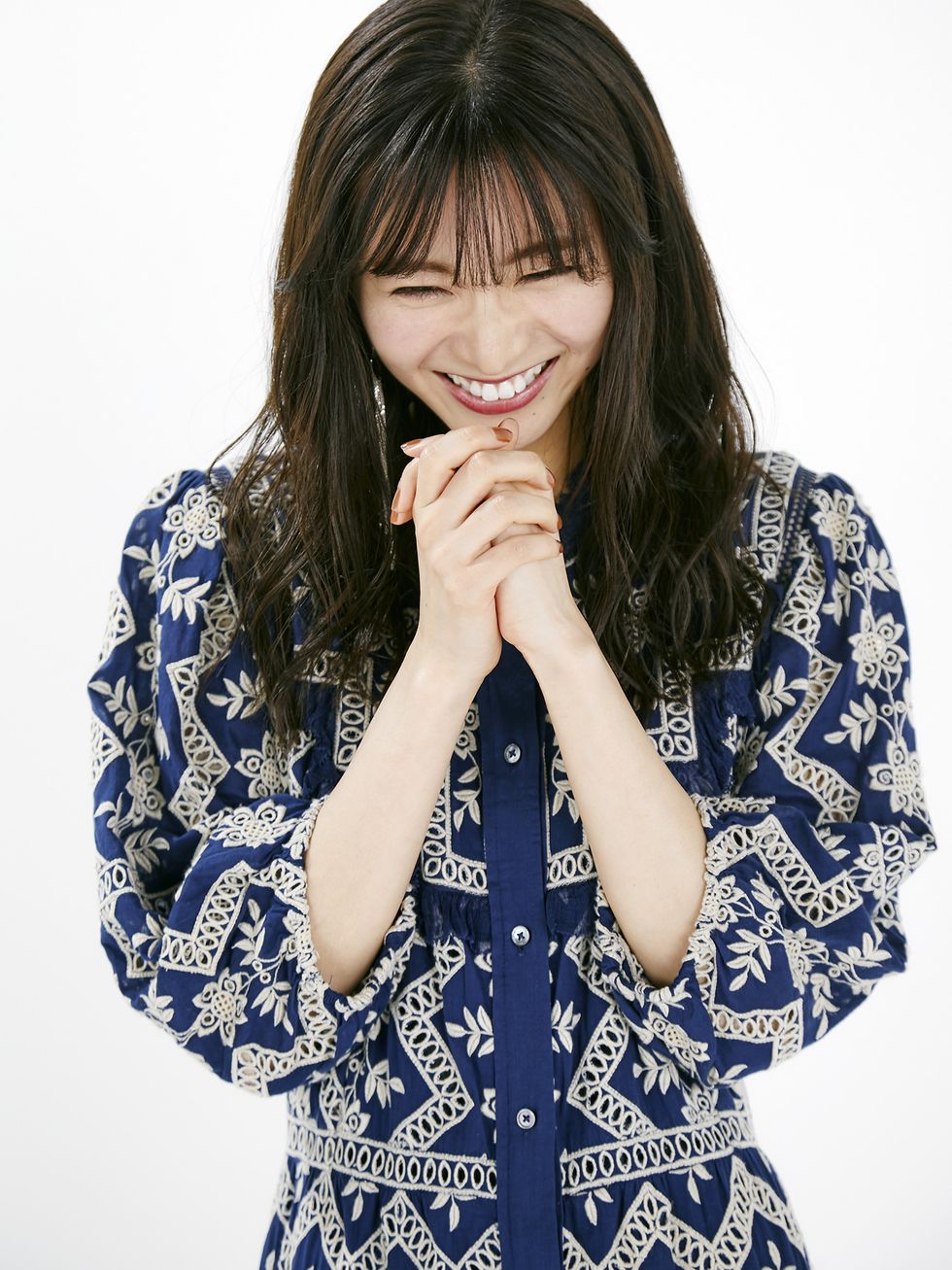 映画『mellow』ヒロイン、岡崎紗絵 写真集（Esquire（エスクァイア 日本版））