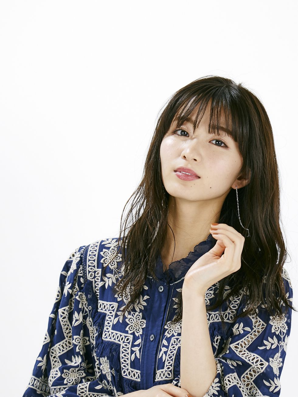 映画『mellow』ヒロイン、岡崎紗絵 写真集（Esquire（エスクァイア 日本版））