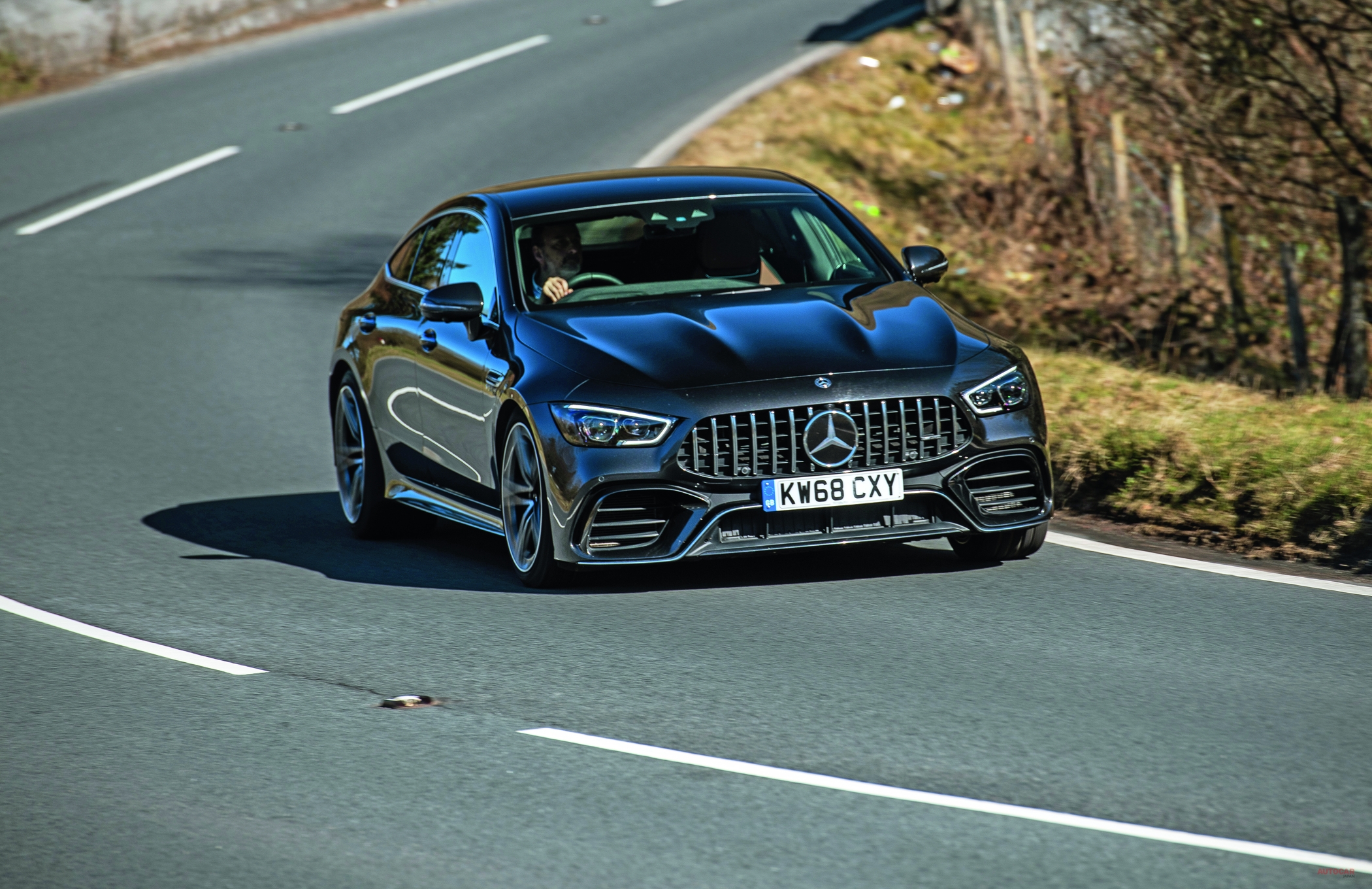 ロードテスト メルセデスAMG GT 4ドア・クーペ ★★★★★★★★★☆（AUTOCAR JAPAN）