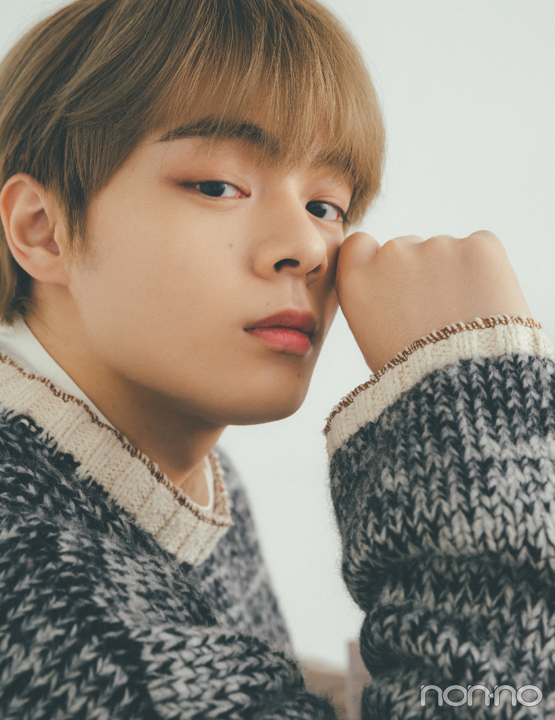 JO1・鶴房汐恩とのんびりおうちデート【連載「今月の彼氏」ウェブ限定版・後編】（non-no）