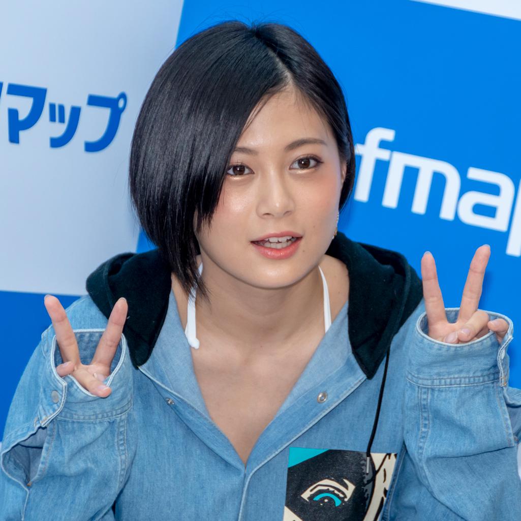 グラドルRaMu、特典カード制作に奮闘「みそ汁がすごい染みた」（ザテレビジョン）