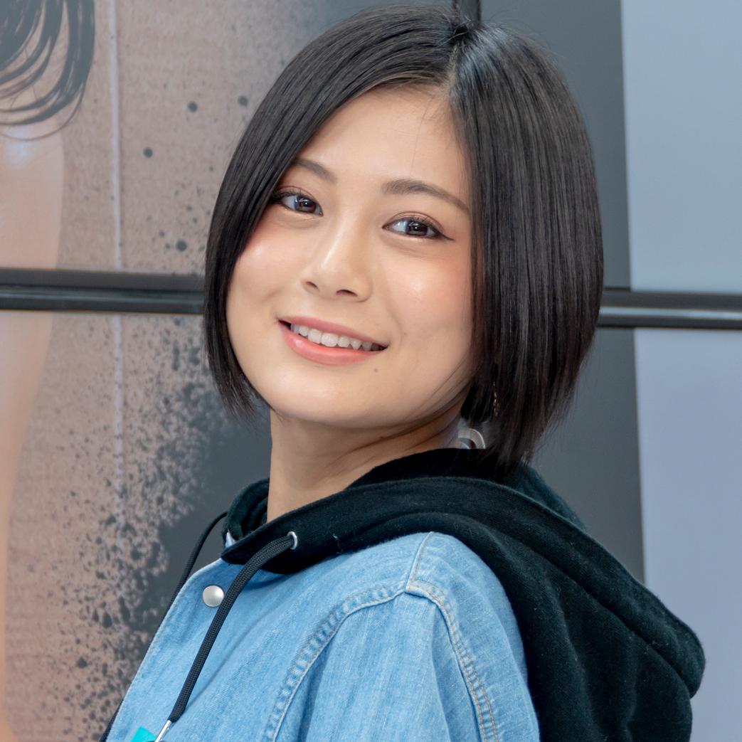 グラドルRaMu、特典カード制作に奮闘「みそ汁がすごい染みた」（ザテレビジョン）