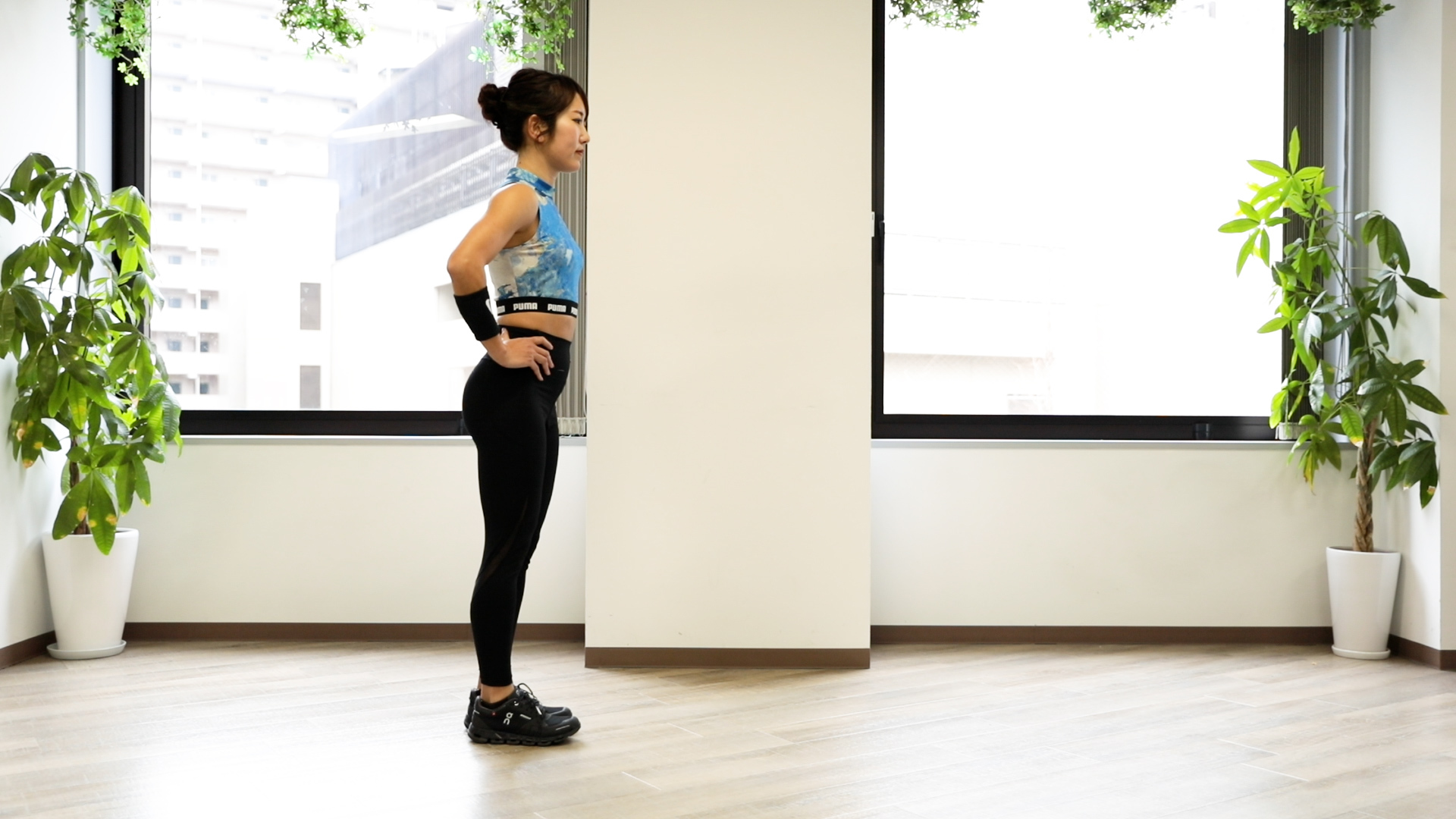 「開放運動連鎖（OKC）」と「閉鎖運動連鎖（CKC）」とは？筋トレ用語を解説（MELOS -メロス-）