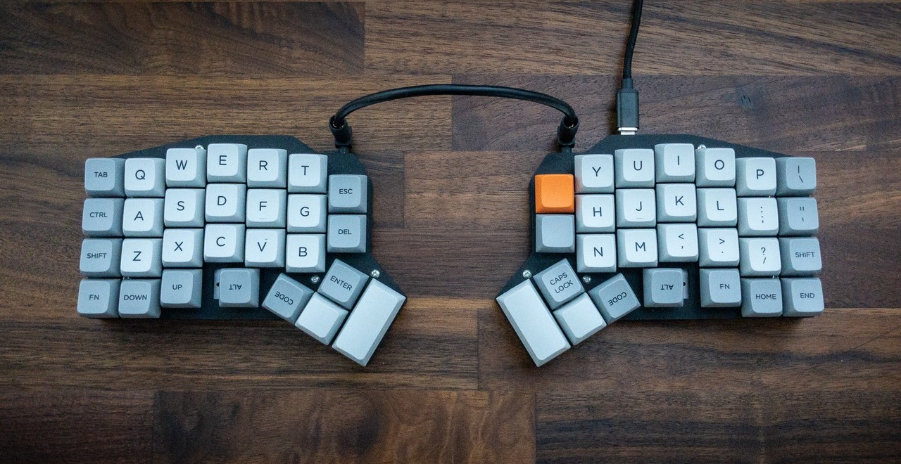 からだにやさしいデスク環境をDIYする（note（ノート））