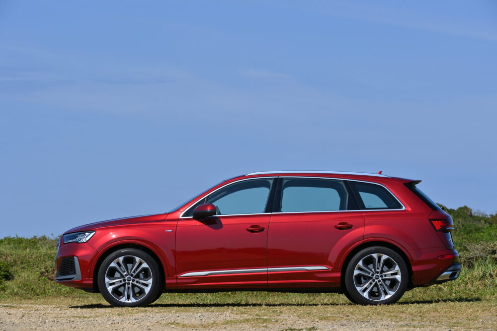 新型アウディ Q7 3代目へフルモデルチェンジ、国内発売開始！スタイリッシュ高級SUV（MOBY（モビー））