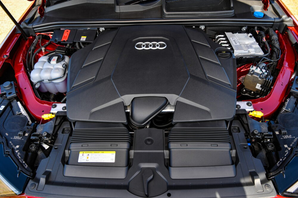 新型アウディ Q7 3代目へフルモデルチェンジ、国内発売開始！スタイリッシュ高級SUV（MOBY（モビー））