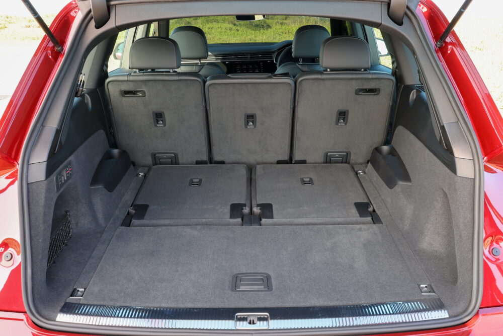 新型アウディ Q7 3代目へフルモデルチェンジ、国内発売開始！スタイリッシュ高級SUV（MOBY（モビー））