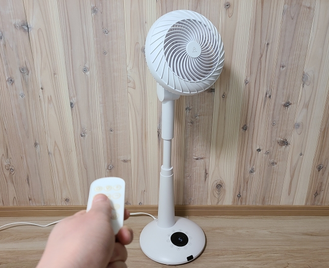 32m先まで風が届く！1万円台で買えるMPOWの除菌機能付きサーキュレーターファン「HM702A」（＠DIME）