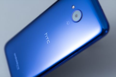 最上位モデルの機能を採用しつつ使いやすさを重視！ HTCのAndroid One「X2」を斬る！（アスキー）