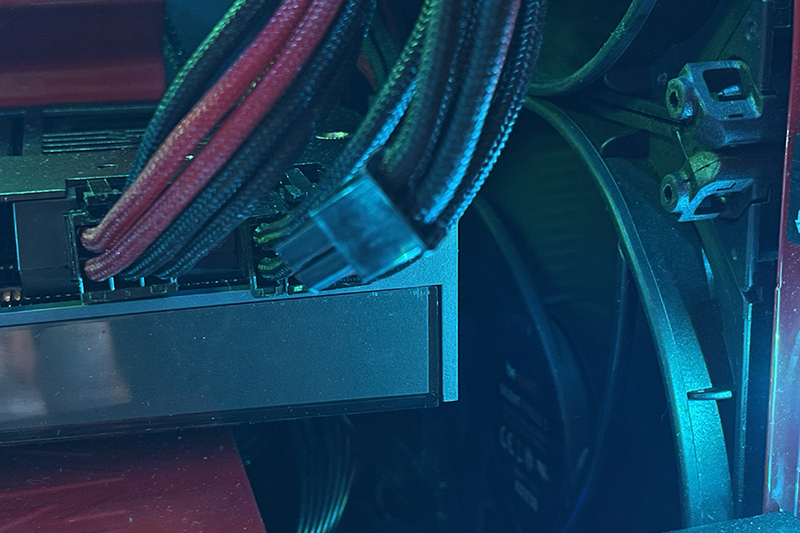 GIGABYTEのGeForce RTX 3070をMini-ITXケースに入れて性能チェック（アスキー）