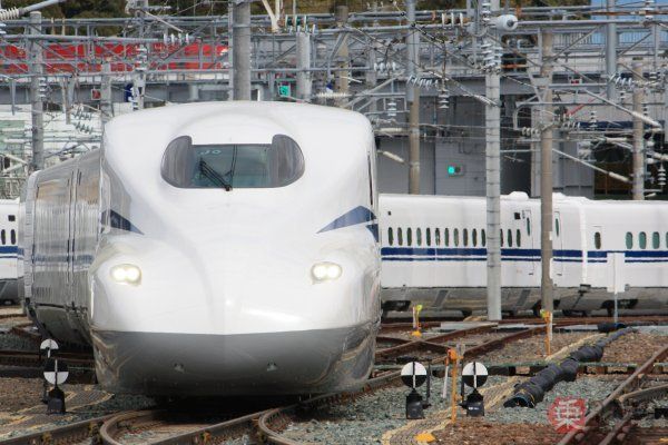 新型新幹線「N700S」、なぜ軽量化で乗客が便利になるのか?（乗りものニュース）