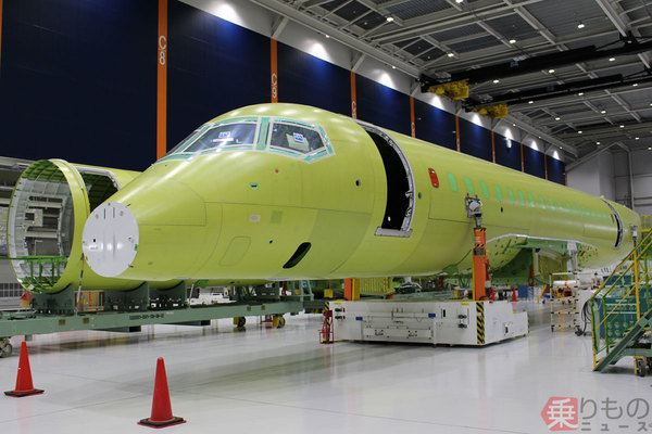 MRJ、成功の目はまだあるか ライバル他社の動向は（乗りものニュース）