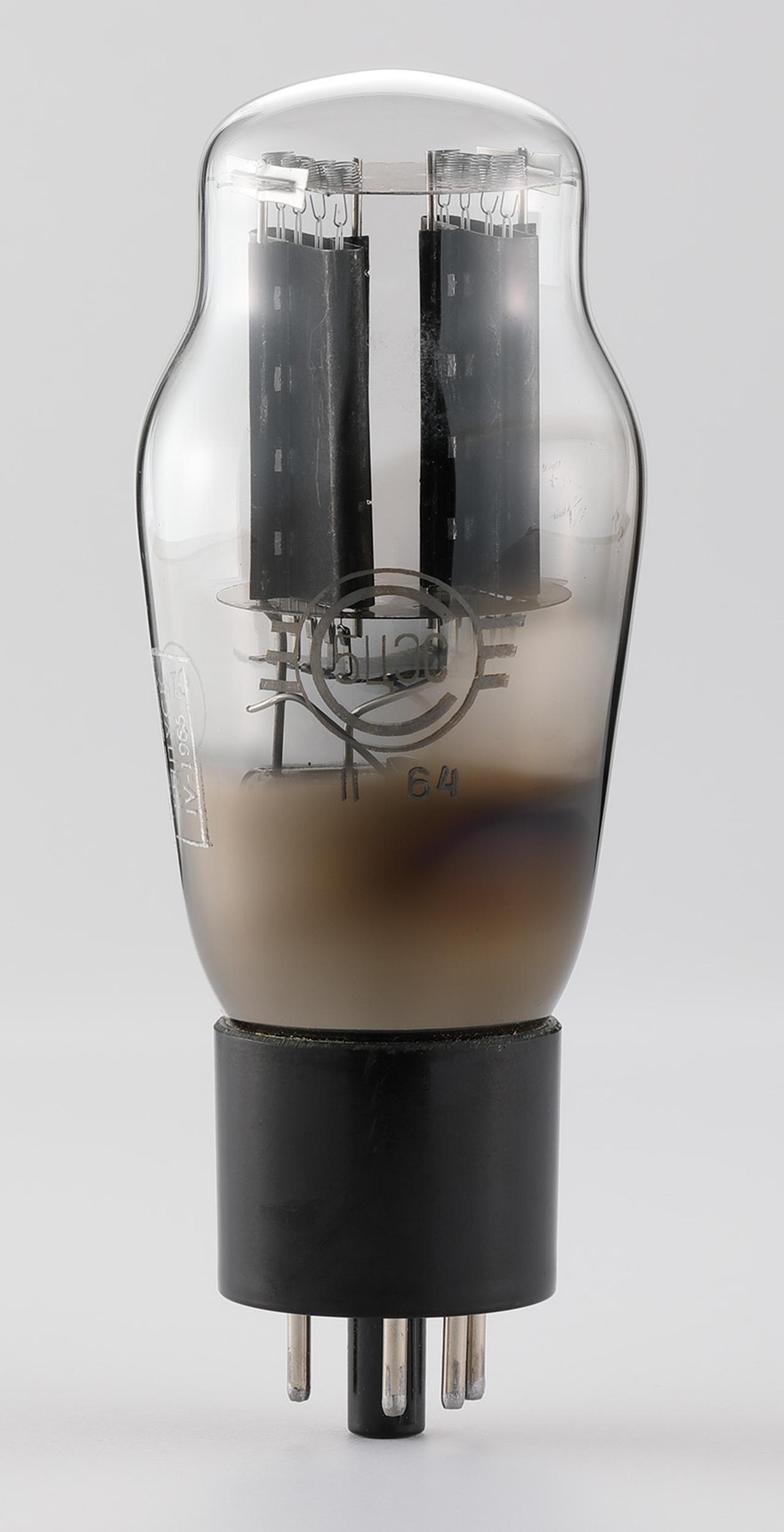 サン・オーディオのパワーアンプSV-2A3 (30th Anniversary version)を試聴（Stereo Sound ONLINE）